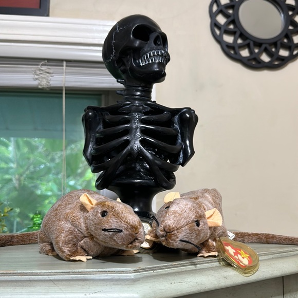 Ty | Toys | Vintage Ty Beanie Baby Tiptoe The Rat | Poshmark